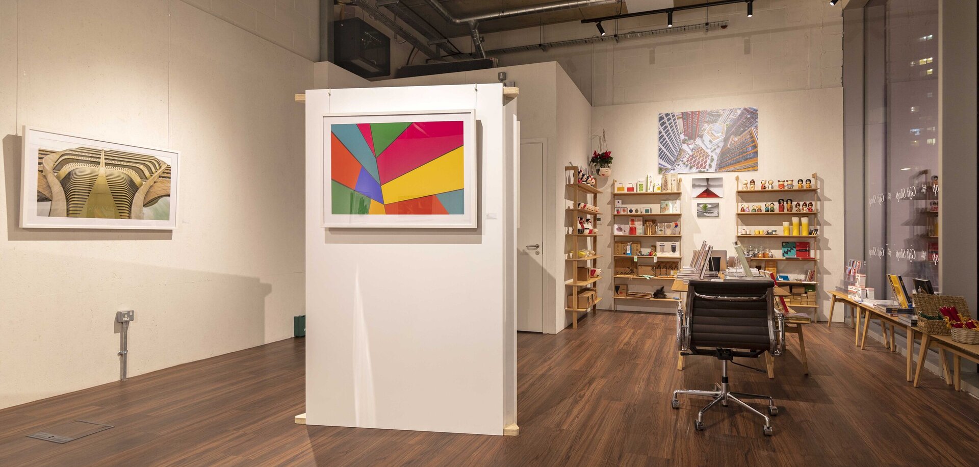 exhibitions | London Lighthouse Gallery & Studio